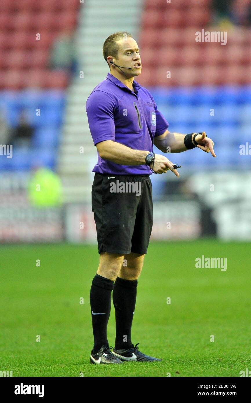 Stephen Martin, referee Stock Photo - Alamy