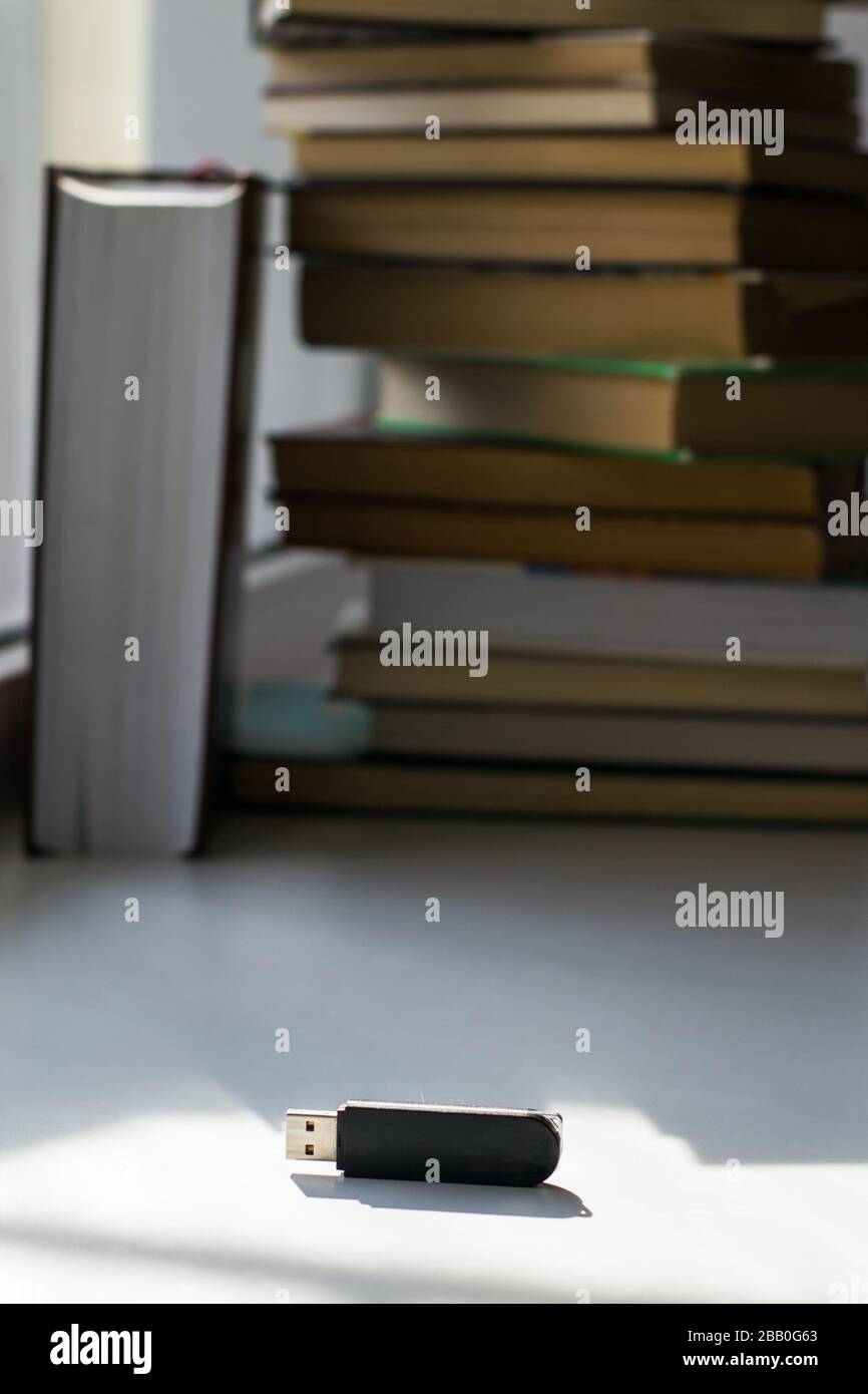 Compact flash symbol hi-res stock photography and images - Alamy