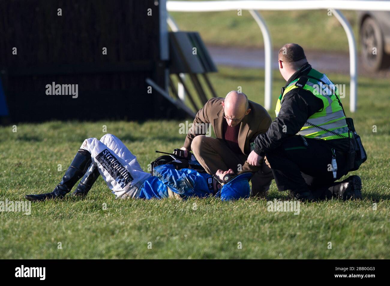 Injured jockey hi-res stock photography and images - Alamy