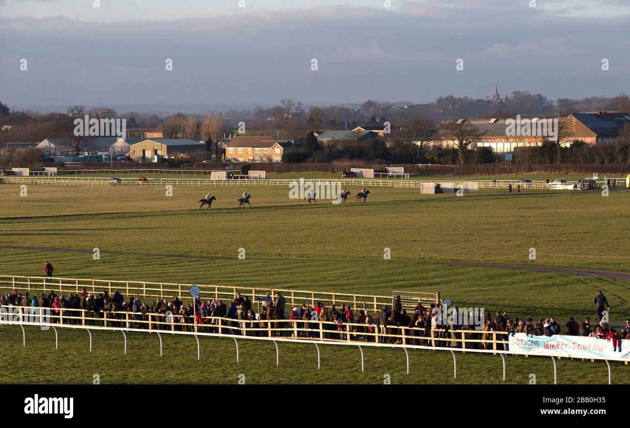 A general view of Wetherby Racecourse Stock Photo - Alamy