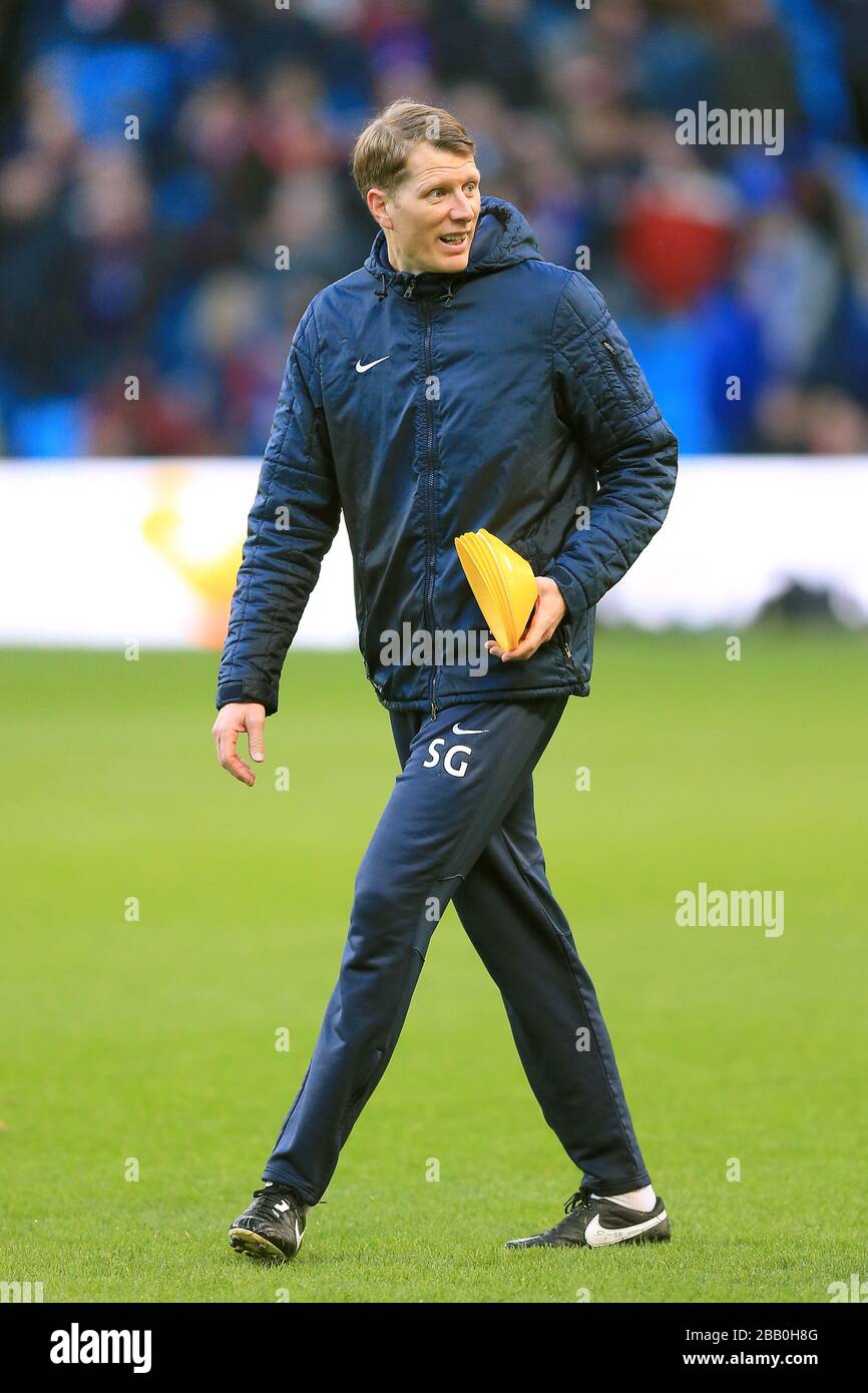 Scott guyett hi-res stock photography and images - Alamy