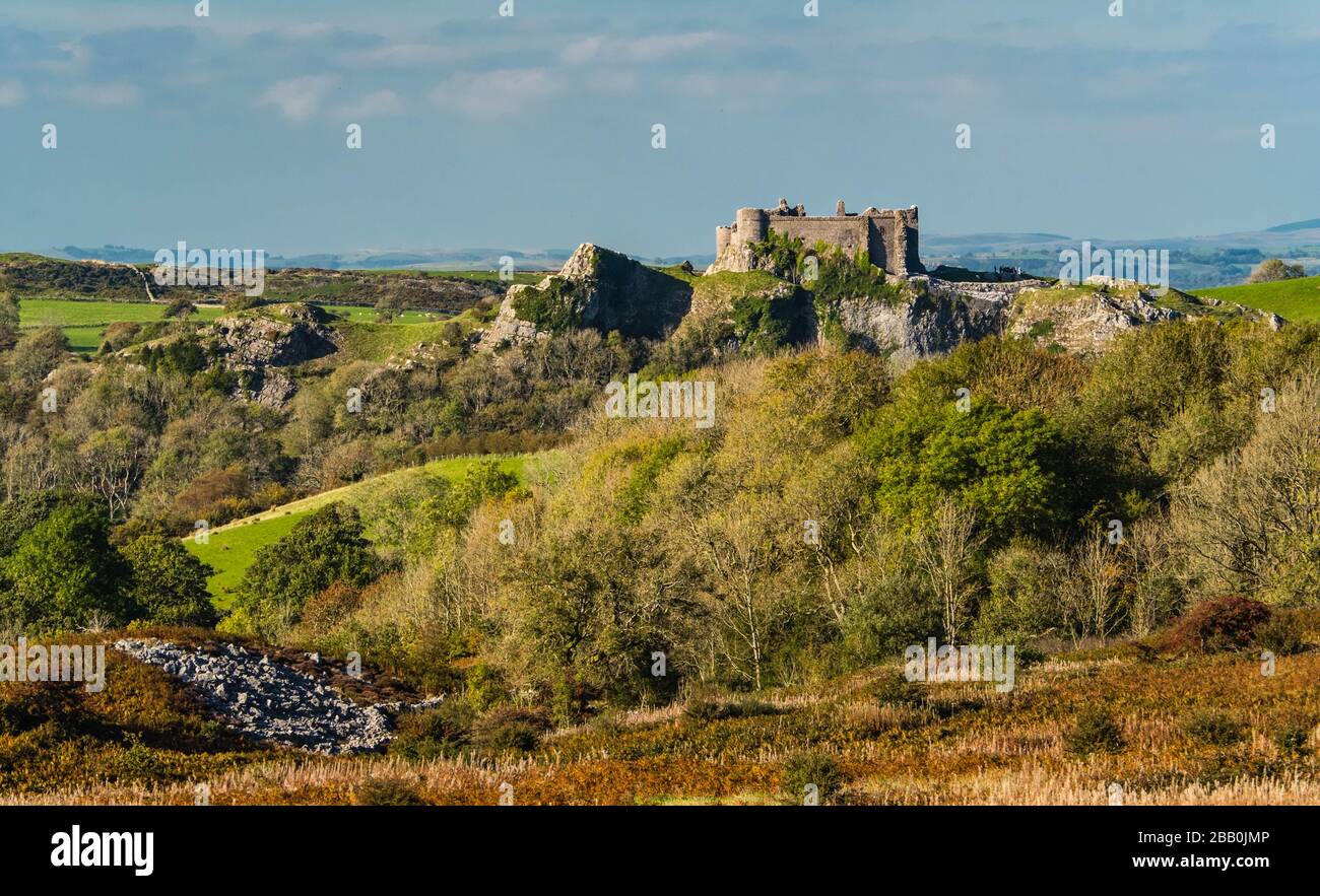 Cliff top castle ruin ruined hi-res stock photography and images - Alamy