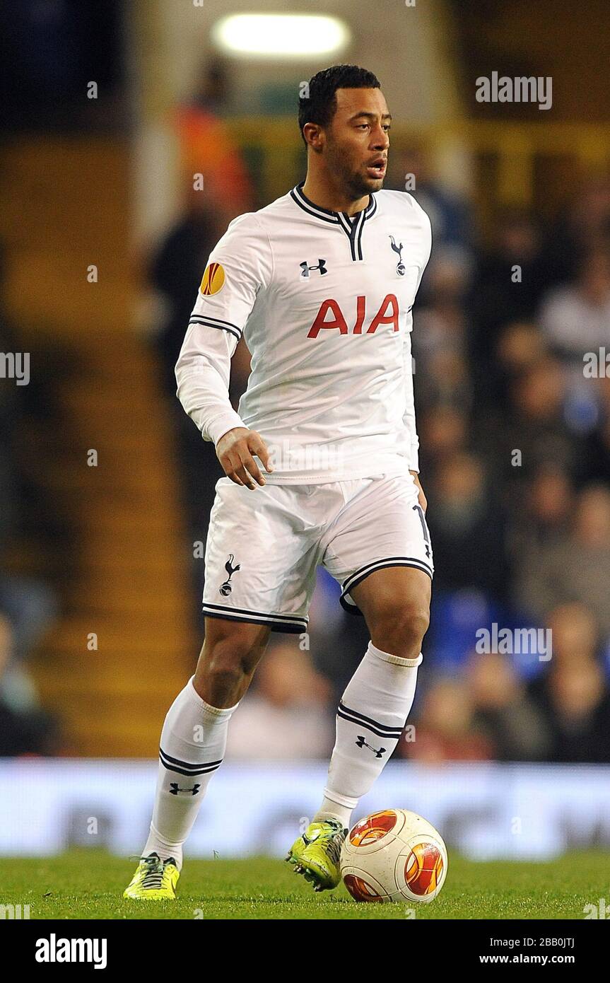 Mousa dembele hotspur hi-res stock photography and images - Alamy