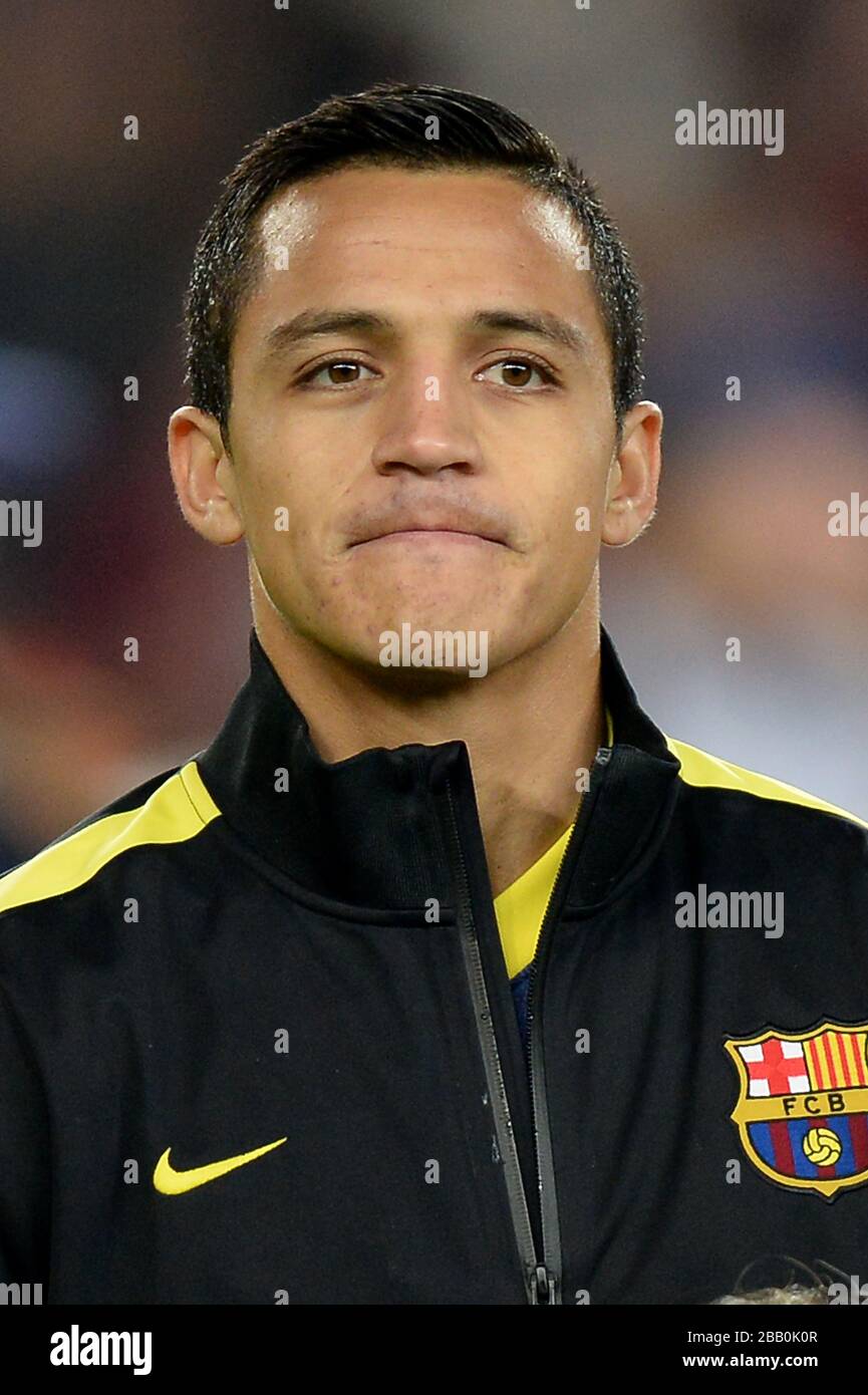 Alexis sanchez portrait hi-res stock photography and images - Alamy