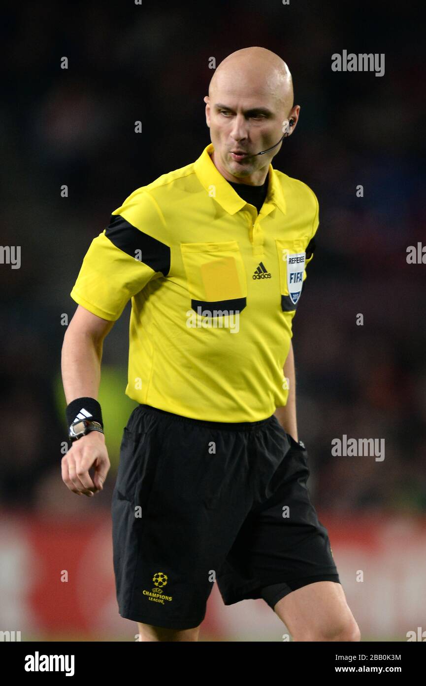 Referee sergei karasev hi-res stock photography and images - Alamy