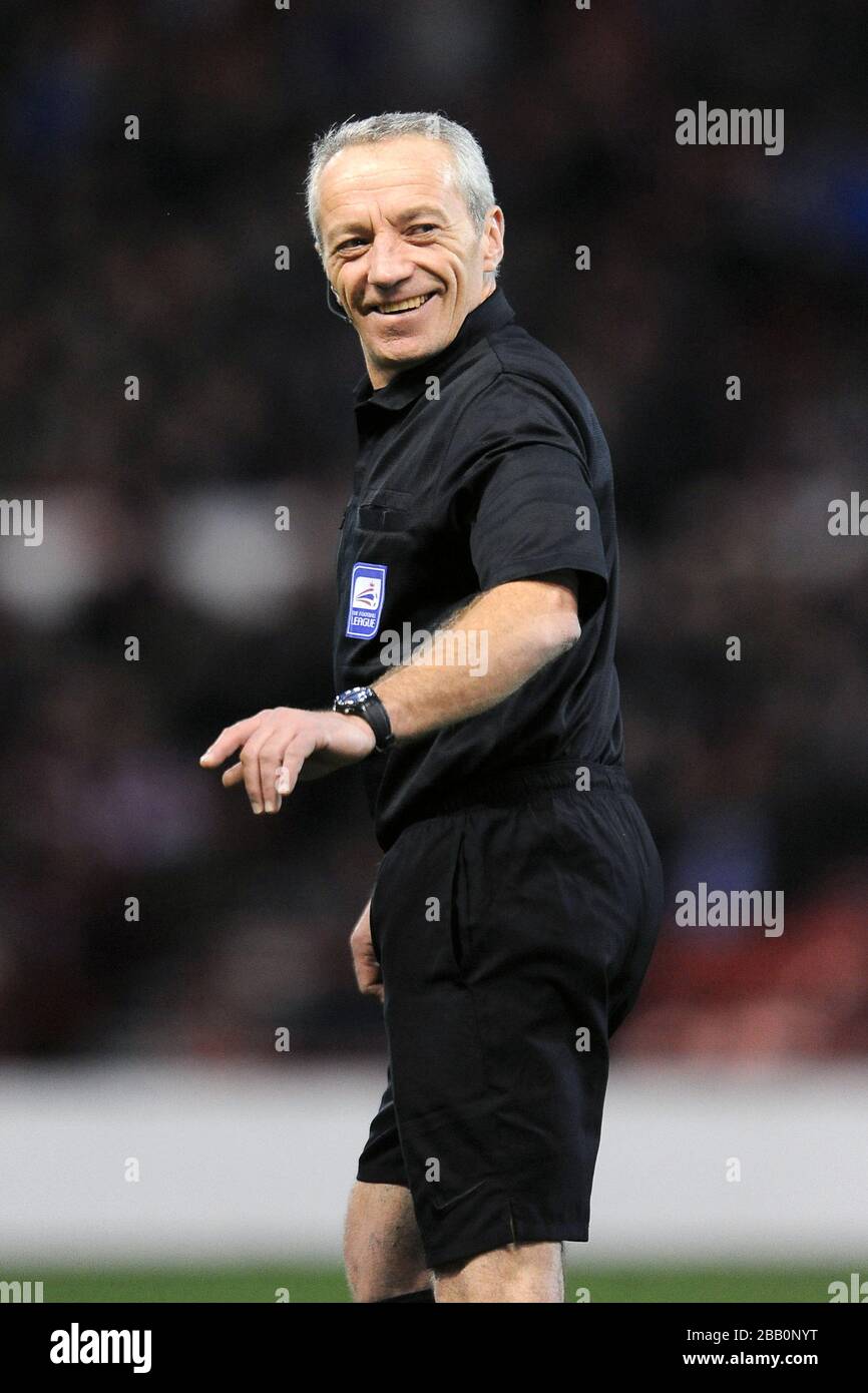 Scott Mathieson, referee Stock Photo - Alamy