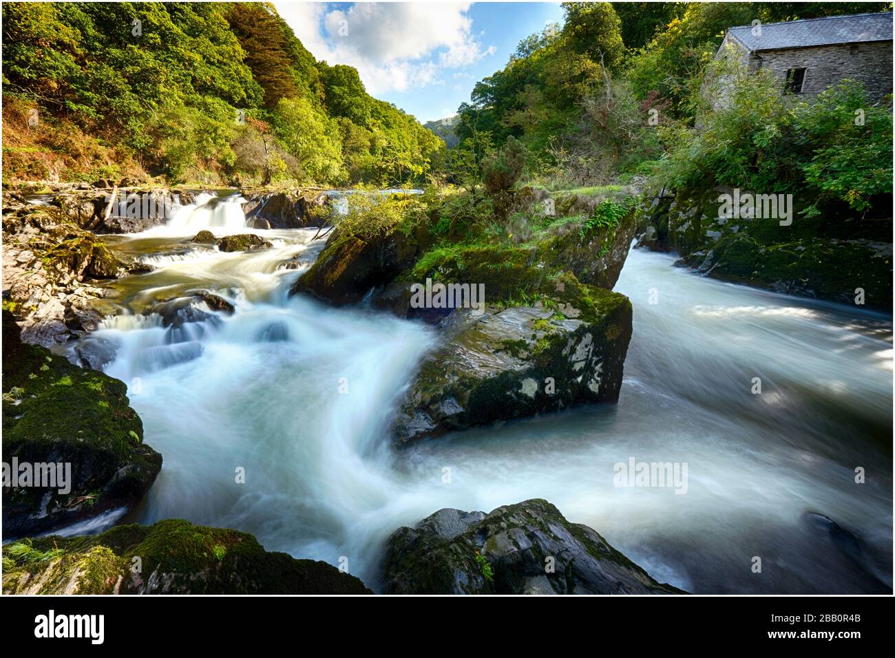 Cenarth falls hi-res stock photography and images - Alamy