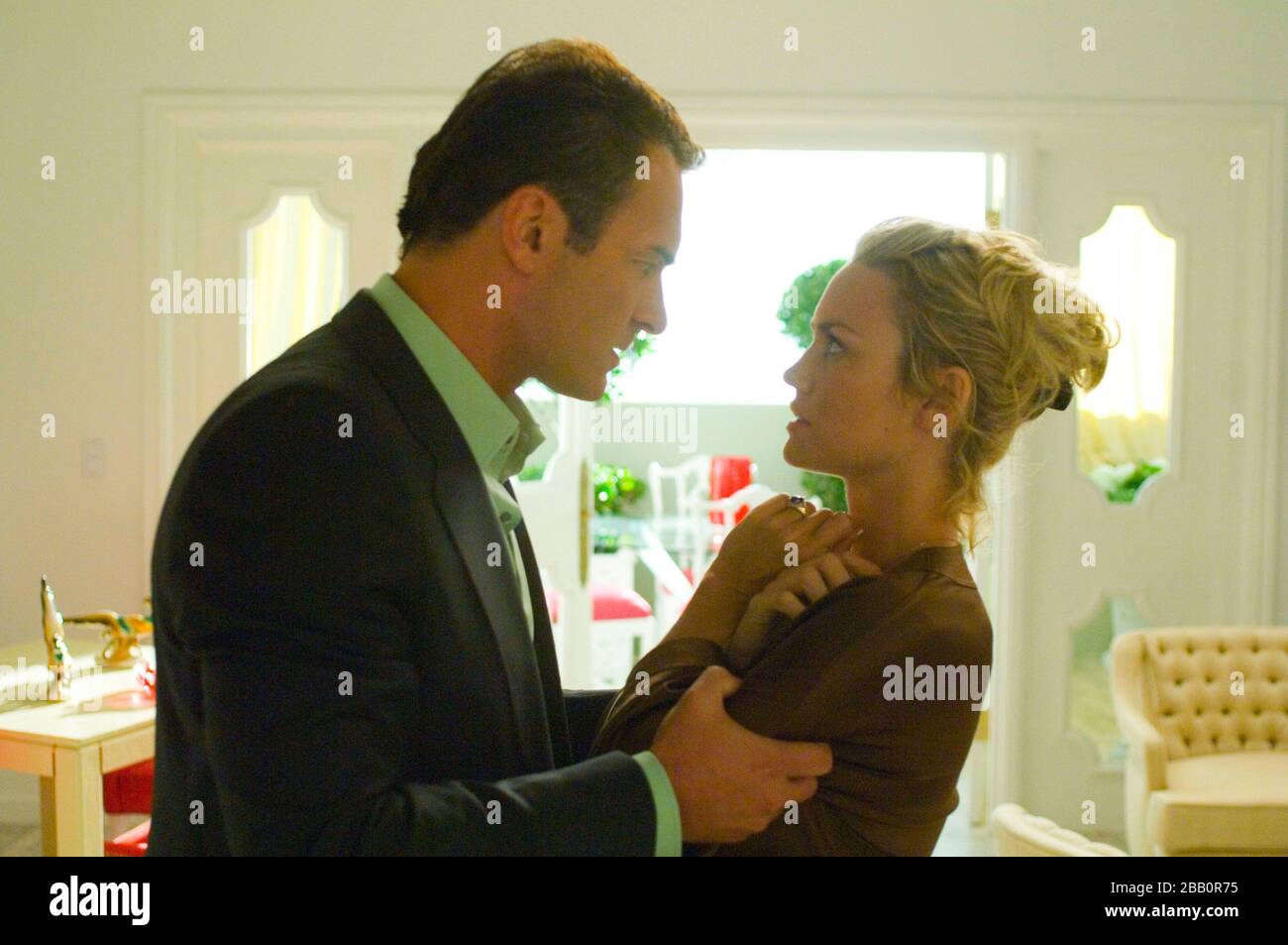 Nip tuck tv show hi-res stock photography and images - Alamy