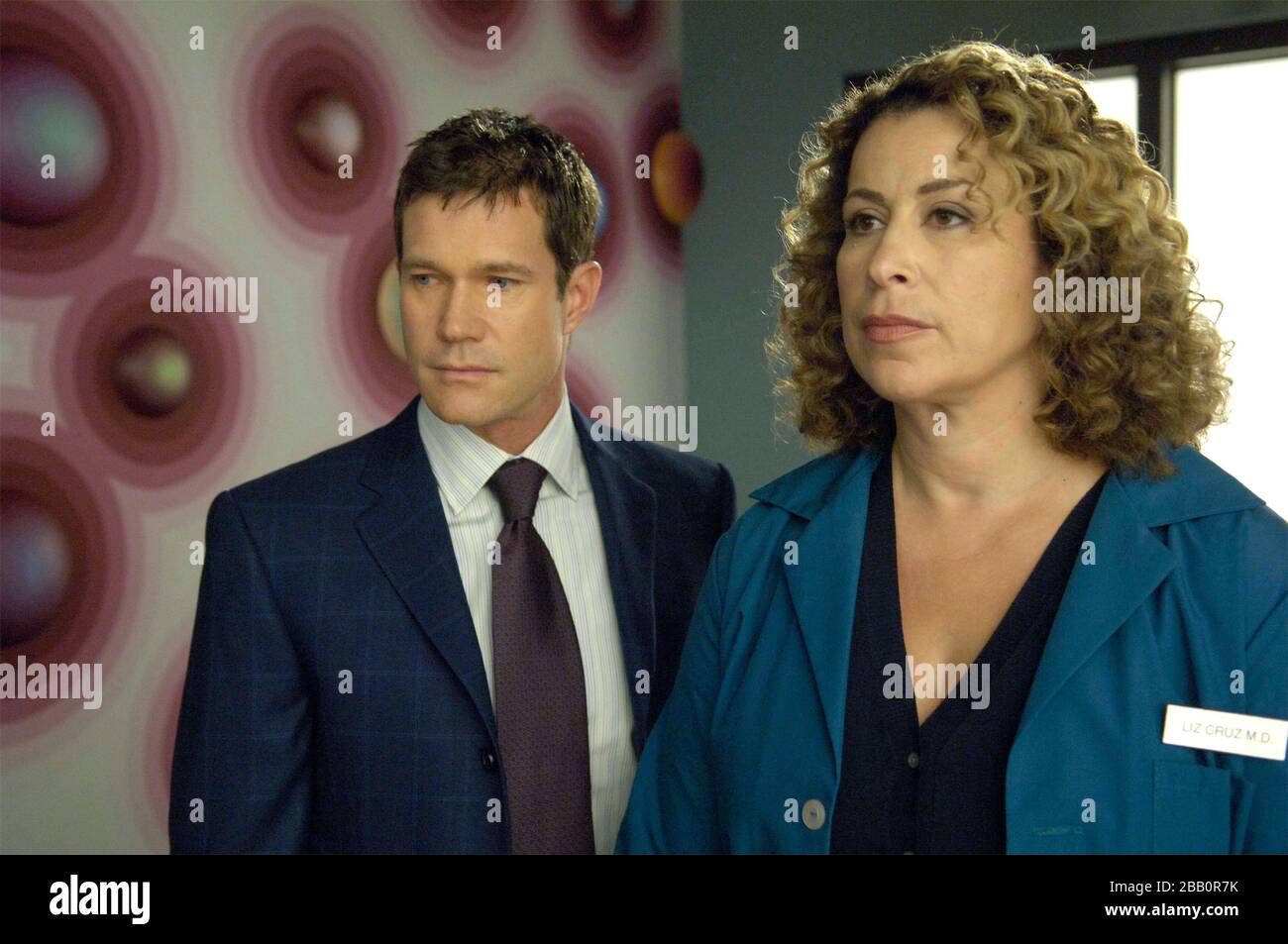 Nip tuck tv show hi-res stock photography and images - Alamy