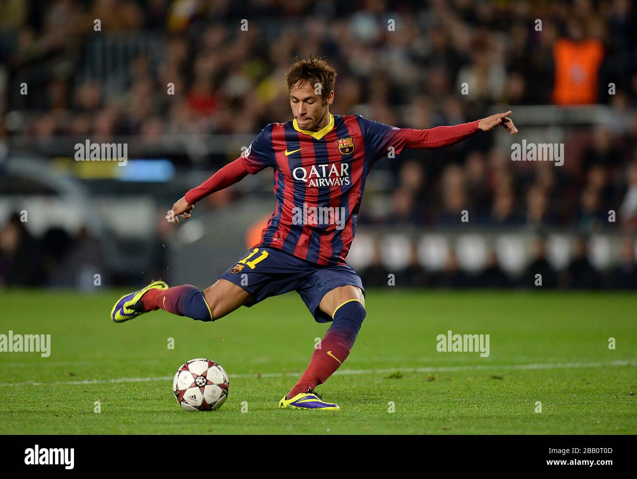 Action full length ampics hi-res stock photography and images - Alamy