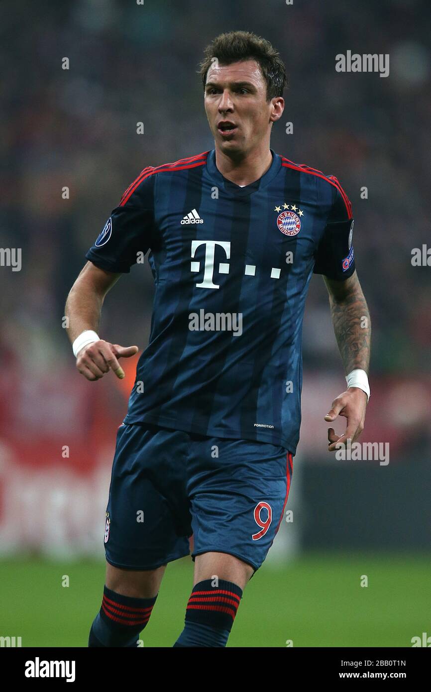 Mario mandzukic bayern hi-res stock photography and images - Alamy