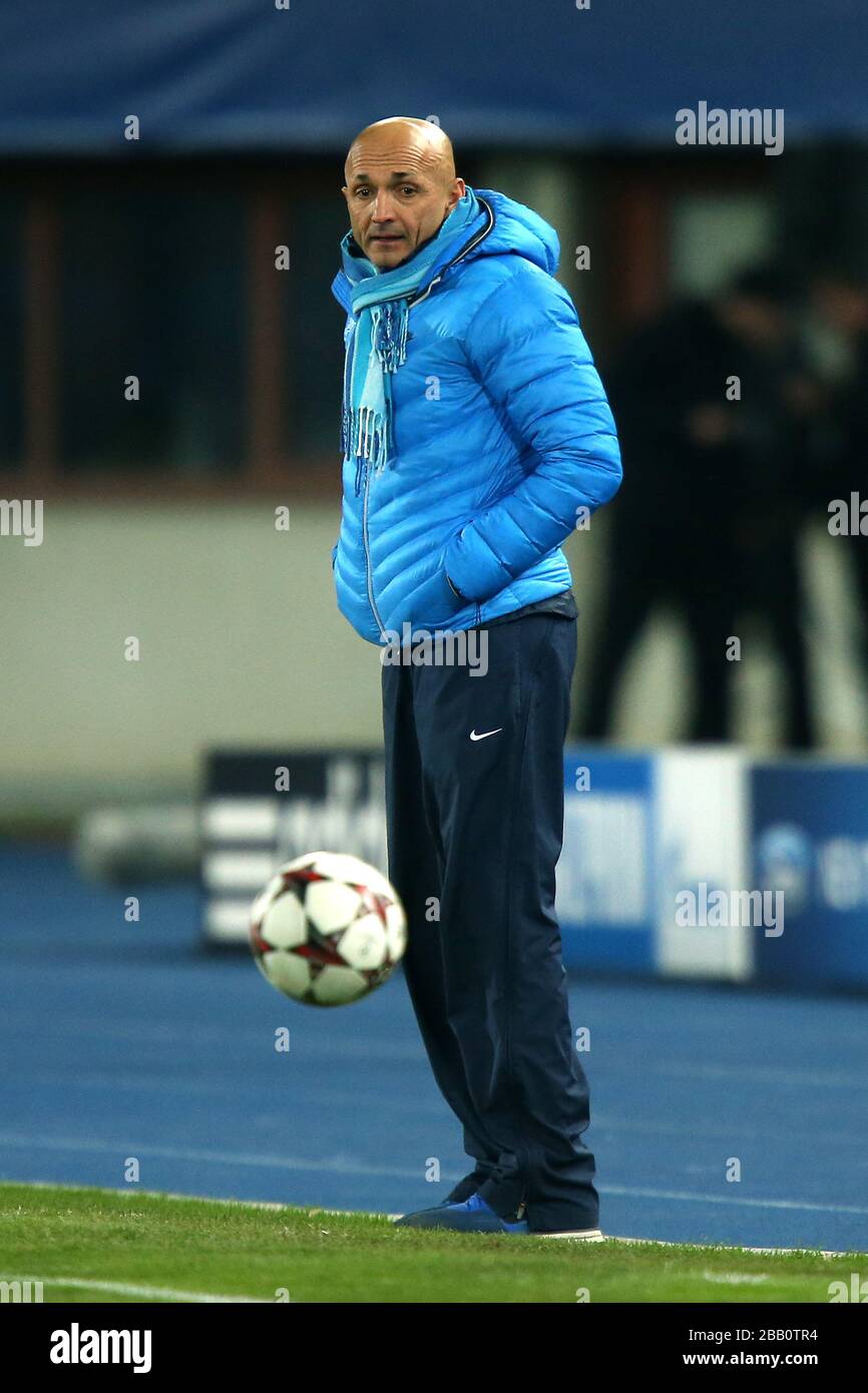 Coach luciano hi-res stock photography and images - Alamy