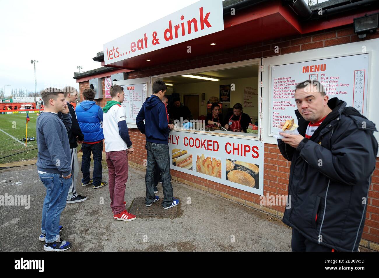Football food refreshments hi-res stock photography and images - Alamy