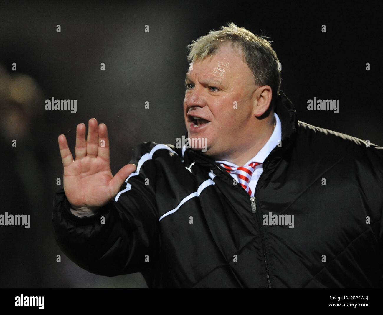 Rotherham United's Manager Steve Evans during the game against Coventry ...