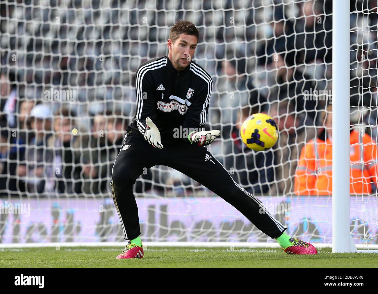 Maarten Stekelenburg, Fulham goalkeeper Stock Photo - Alamy