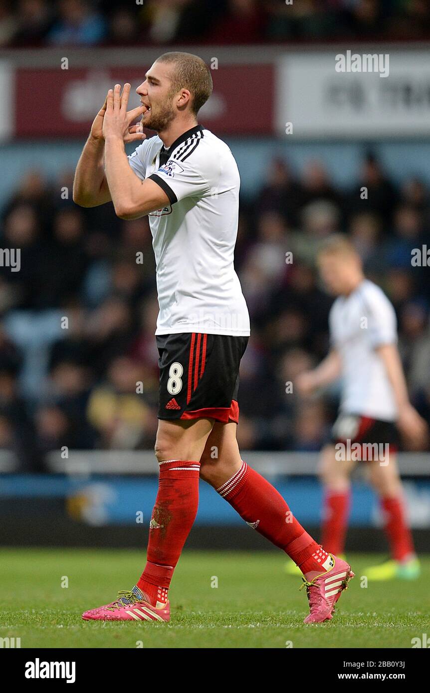 Pajtim Kasami, Fulham Stock Photo - Alamy