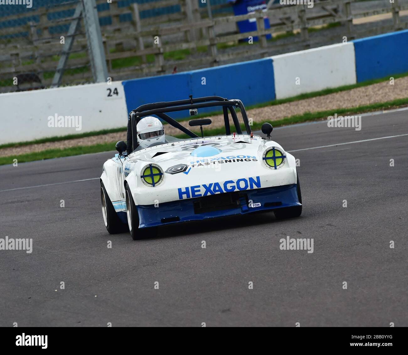 Hexagon modern classics hi-res stock photography and images - Alamy