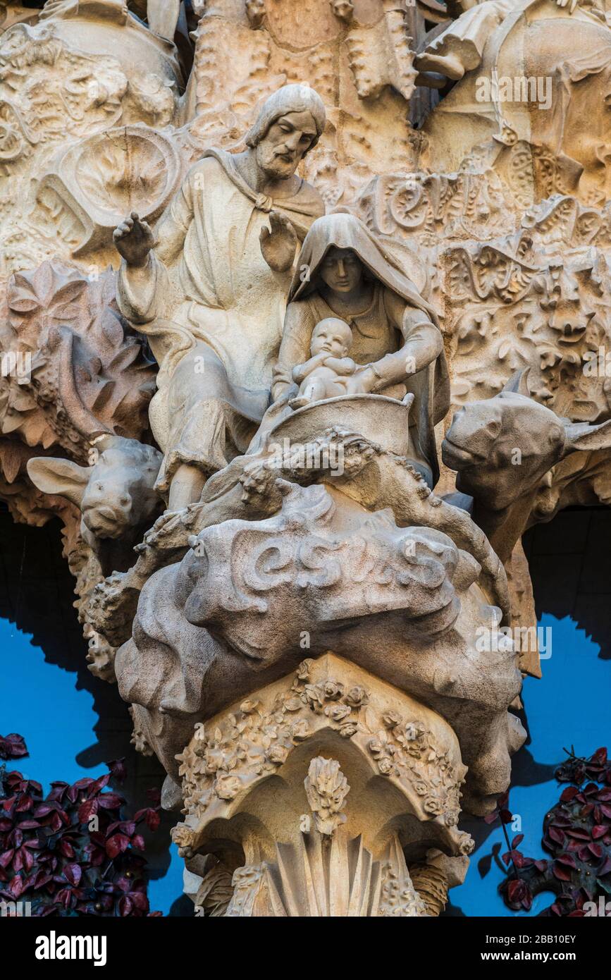 Barcelona sagrada familia nativity hi-res stock photography and images ...