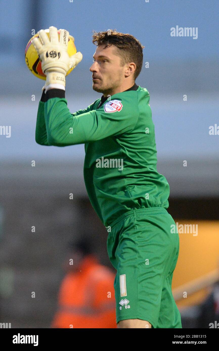 Goalkeeper matt duke hi-res stock photography and images - Alamy