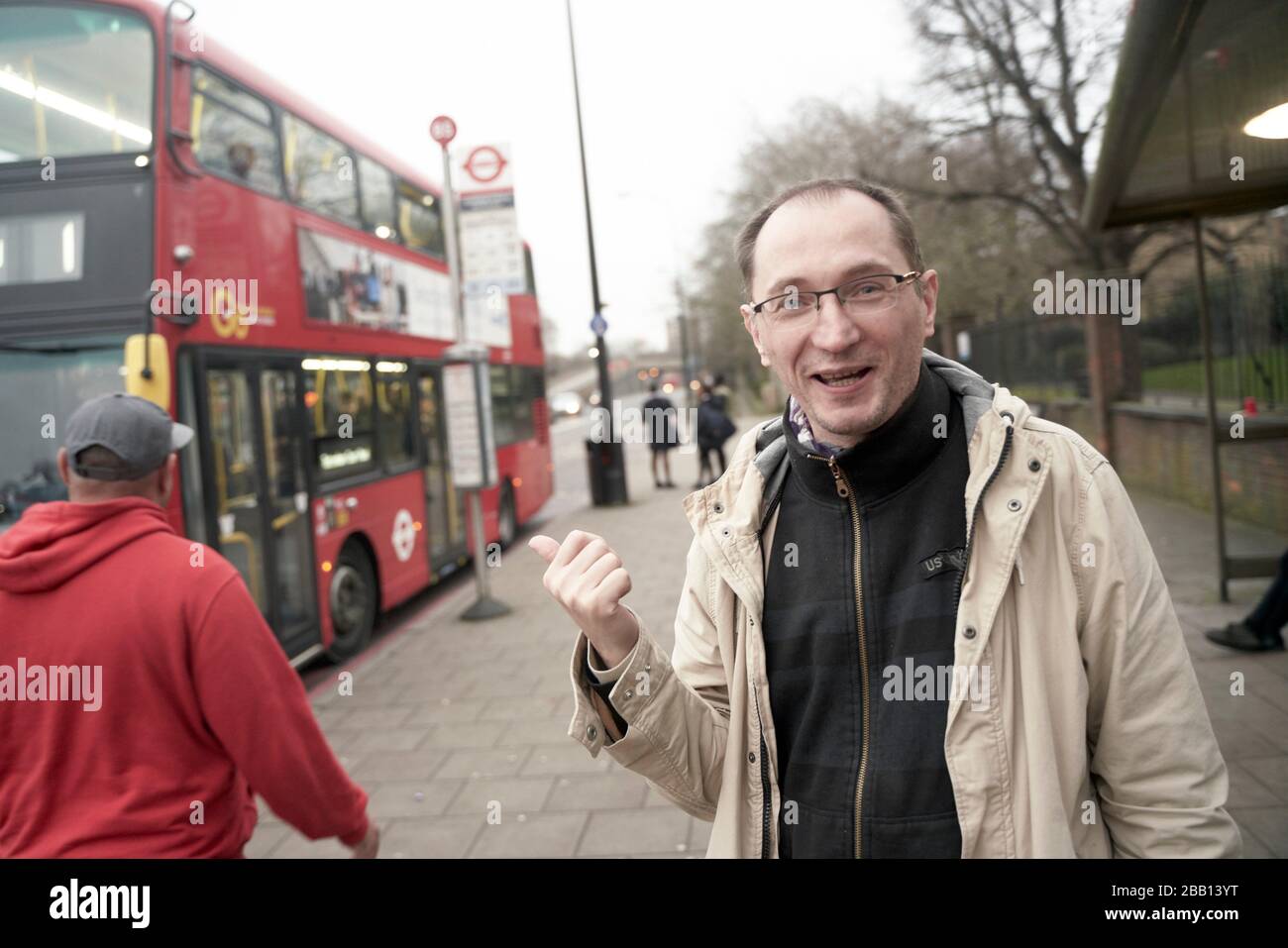 Tourist man camera bus transport hi-res stock photography and images ...
