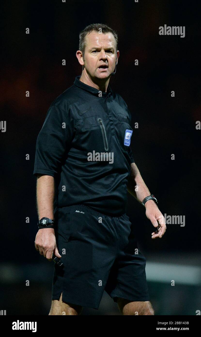Referee Christopher Sarginson Stock Photo - Alamy