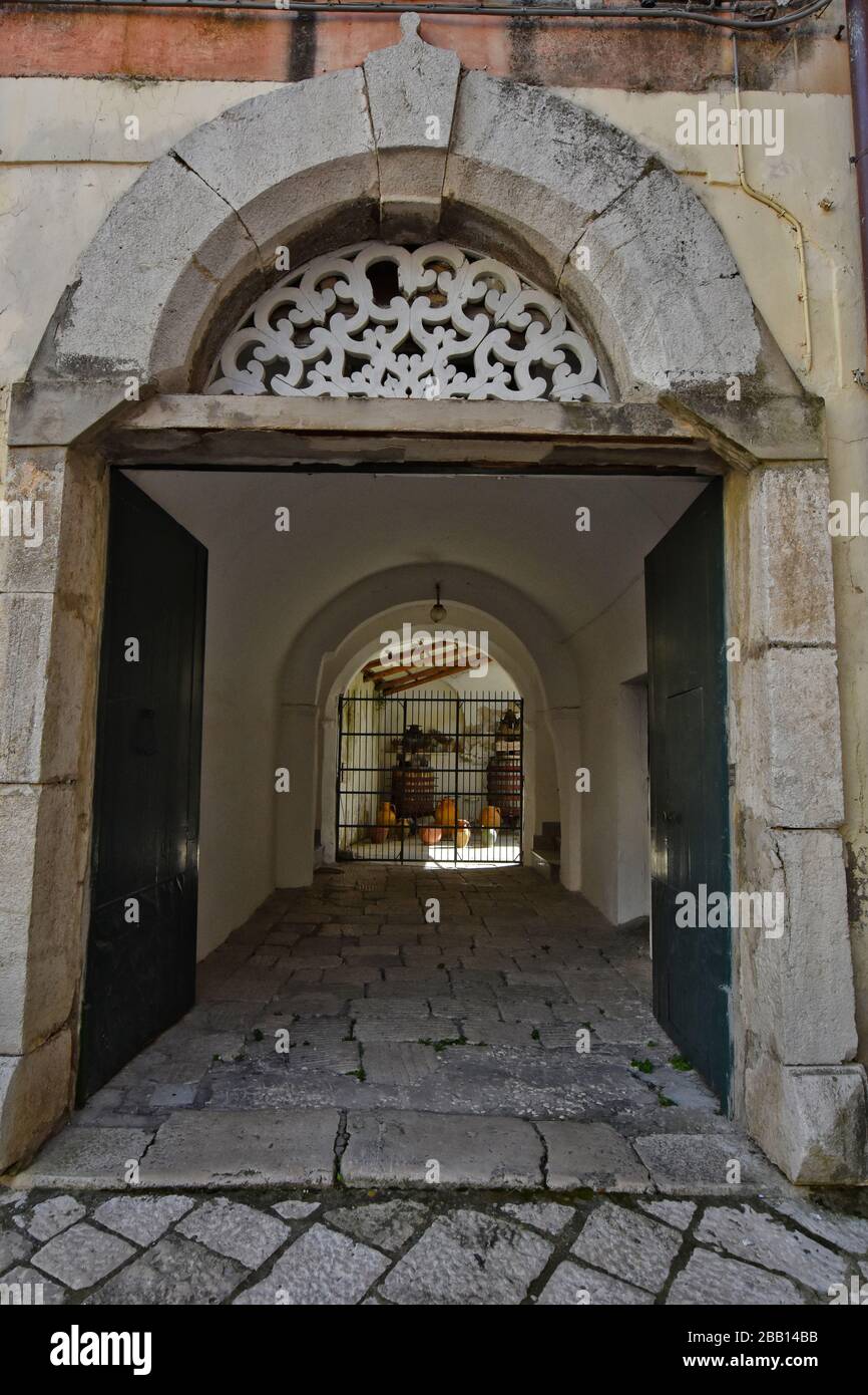 Medieval noble house hi-res stock photography and images - Alamy