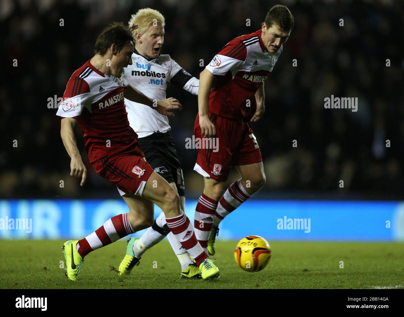 Middlesbrough's Dean Whitehead scores their first goal Stock Photo - Alamy