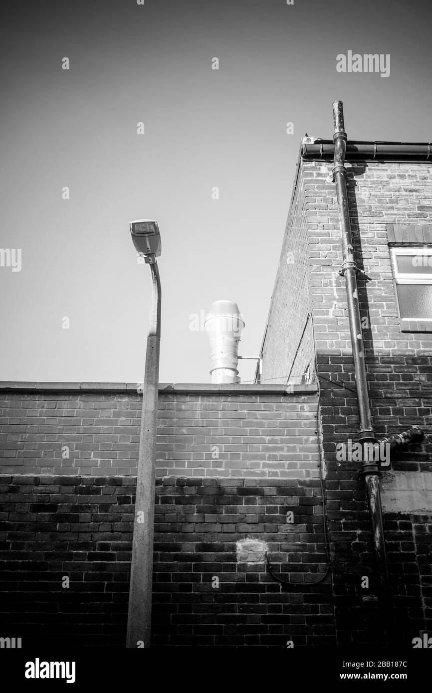 Back of buildings hi-res stock photography and images - Alamy