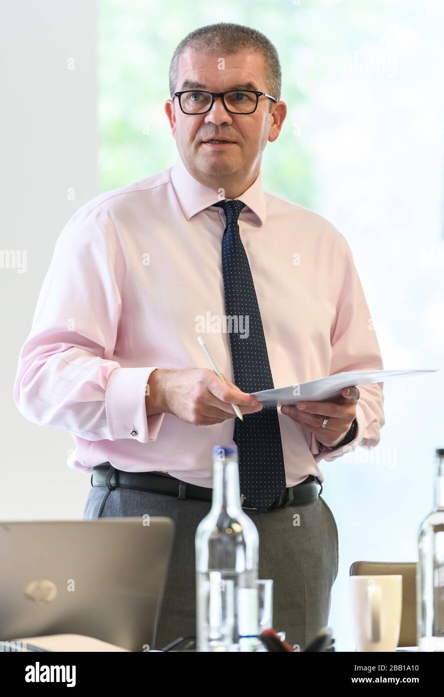 Chief police officers hi-res stock photography and images - Alamy