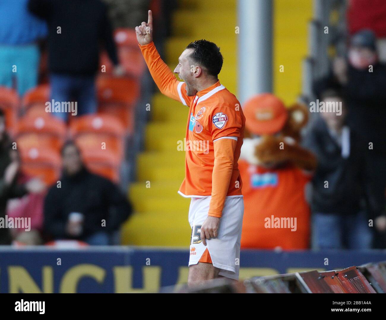 Blackpool's Stephen Dobbie celebrates scoring his goal against Ipswich ...