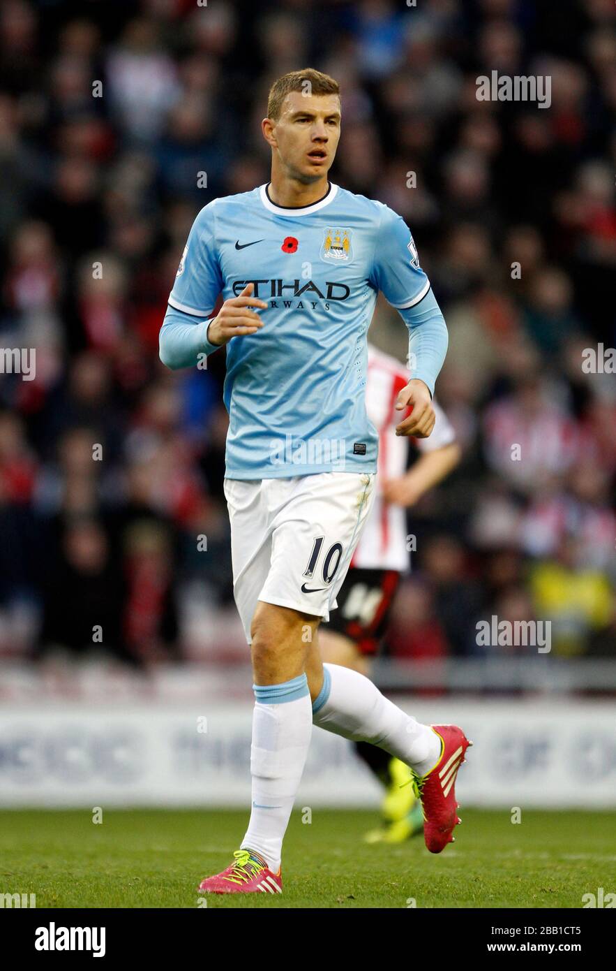 Sunderland and edin dzeko hi-res stock photography and images - Alamy