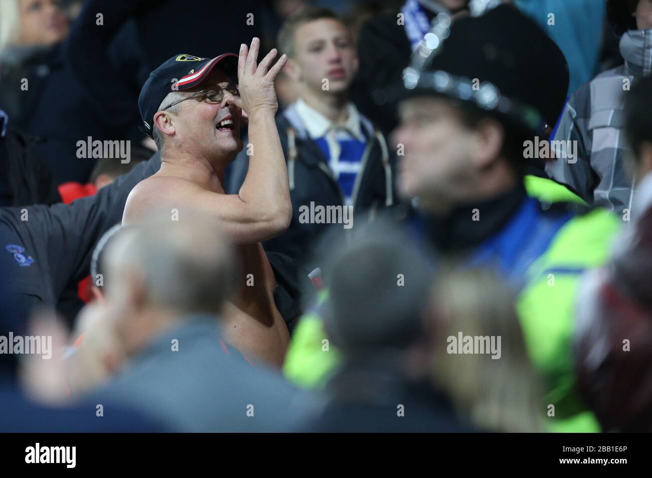 Cardiff fans in the stands hi-res stock photography and images - Alamy