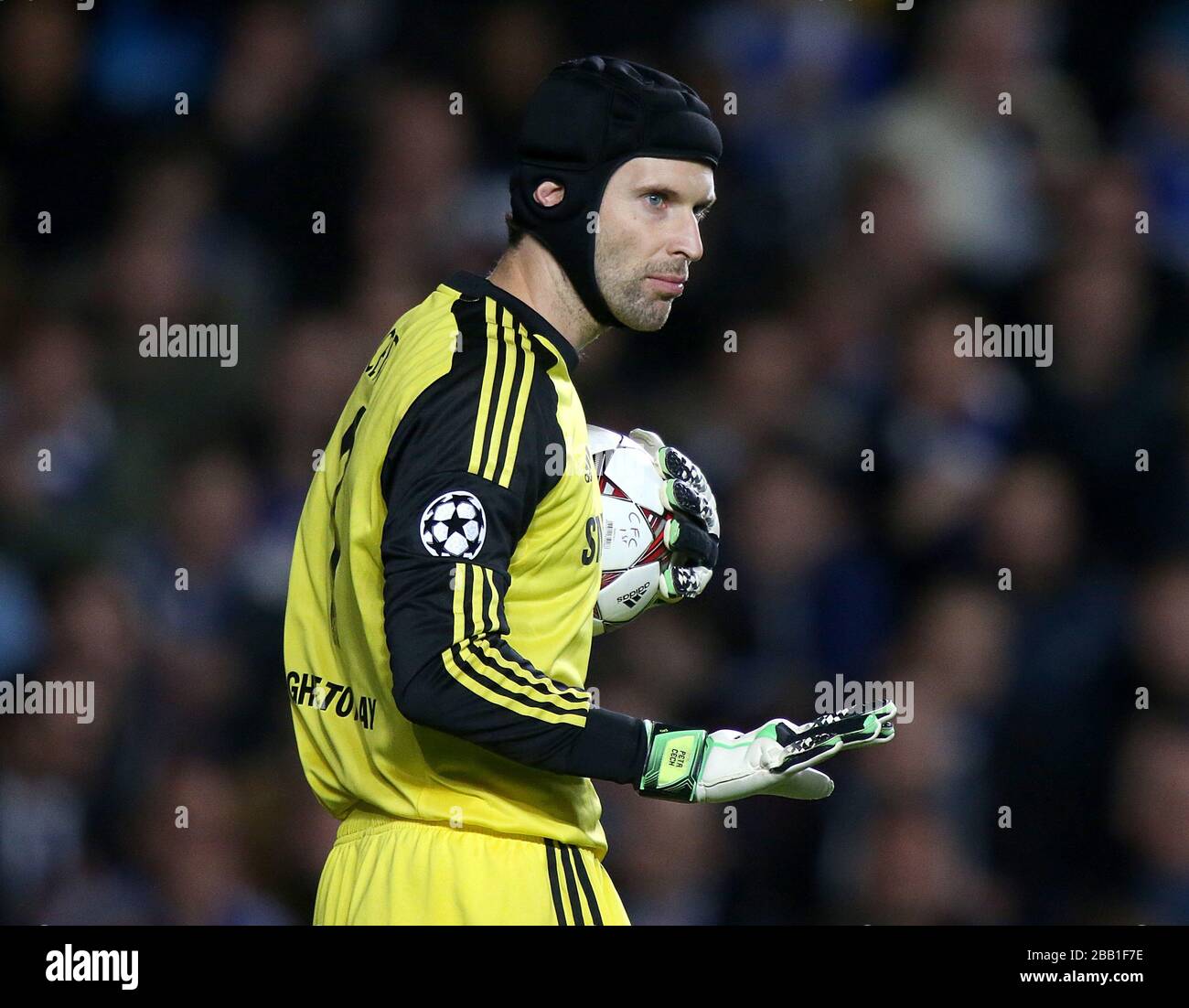 Chelsea goalkeeper Petr Cech Stock Photo - Alamy
