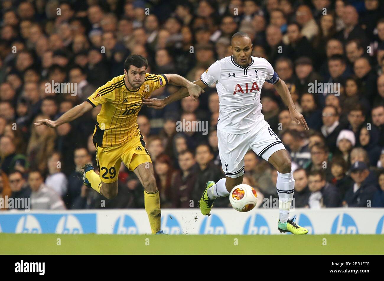 Tottenham Hotspur's Younes Kaboul and Sheriff Tiraspol's Ismail Isa ...