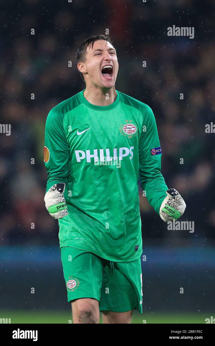 Tyton hi-res stock photography and images - Alamy