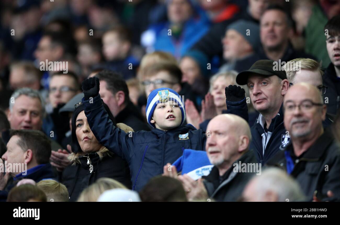 A young Sheffield Wednesday fan in the stands Stock Photo - Alamy