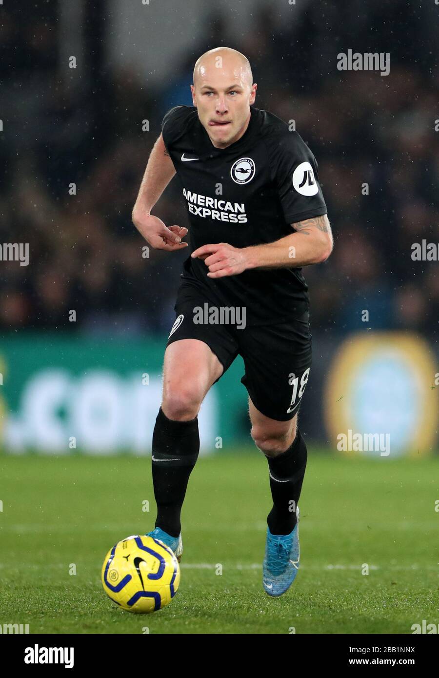 Aaron mooy brighton hi-res stock photography and images - Alamy