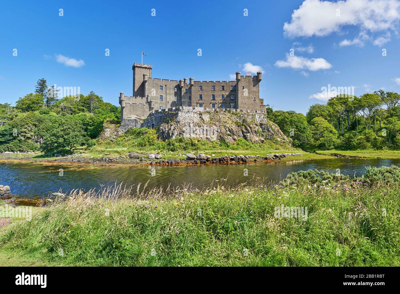 Dunvegan Castle Isle of Skye Scotland Stock Photo - Alamy