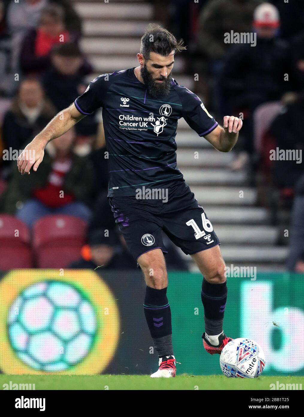 Charlton Athletic's Joe Ledley Stock Photo - Alamy
