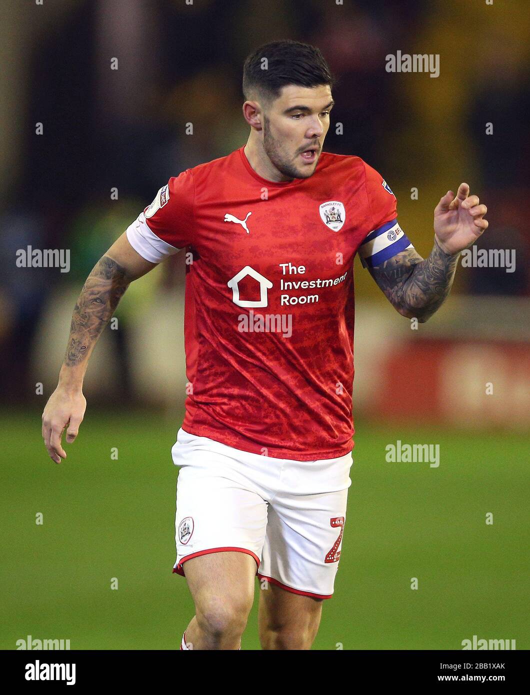 Barnsley's Alex Mowatt Stock Photo - Alamy