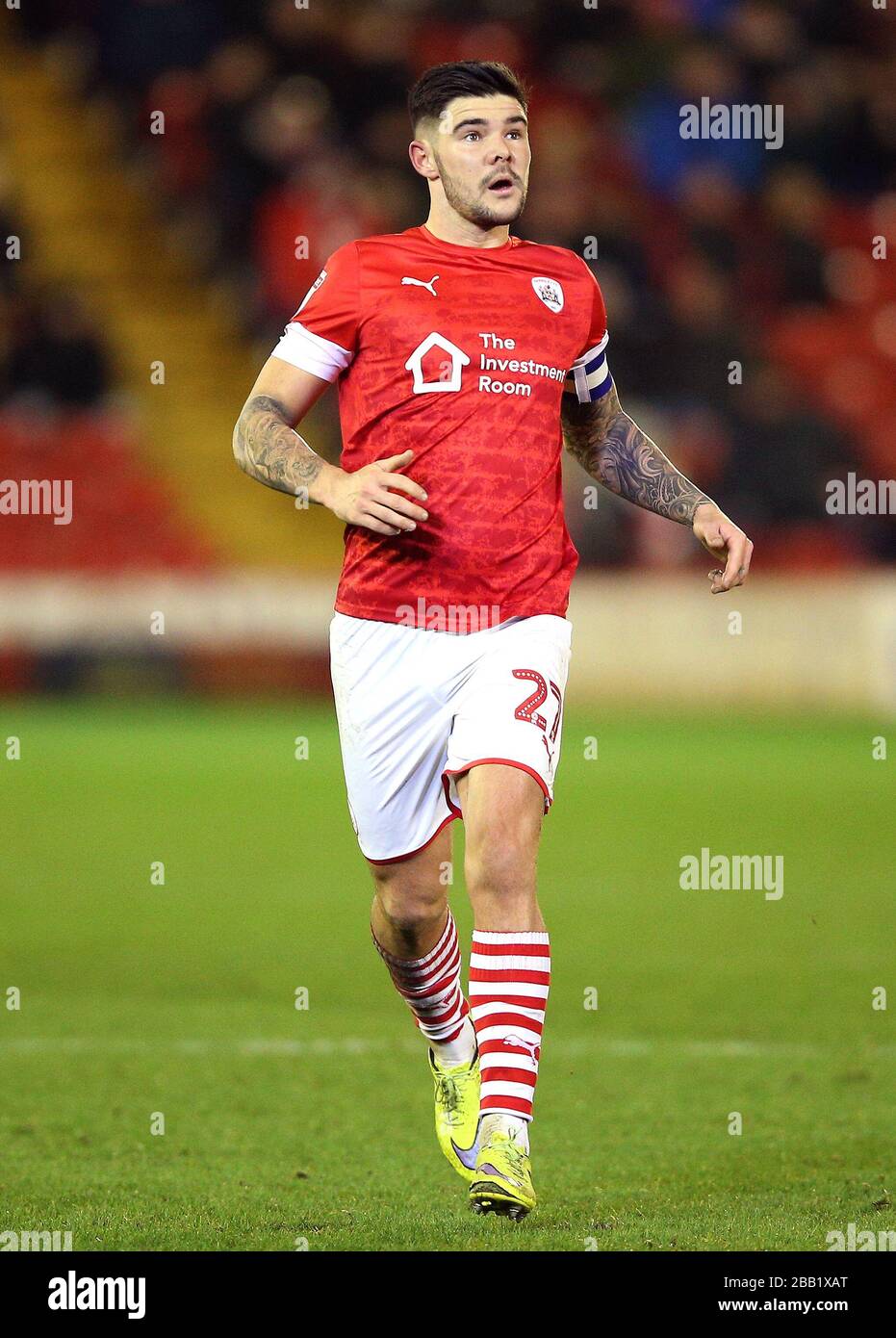 Barnsley's Alex Mowatt Stock Photo - Alamy