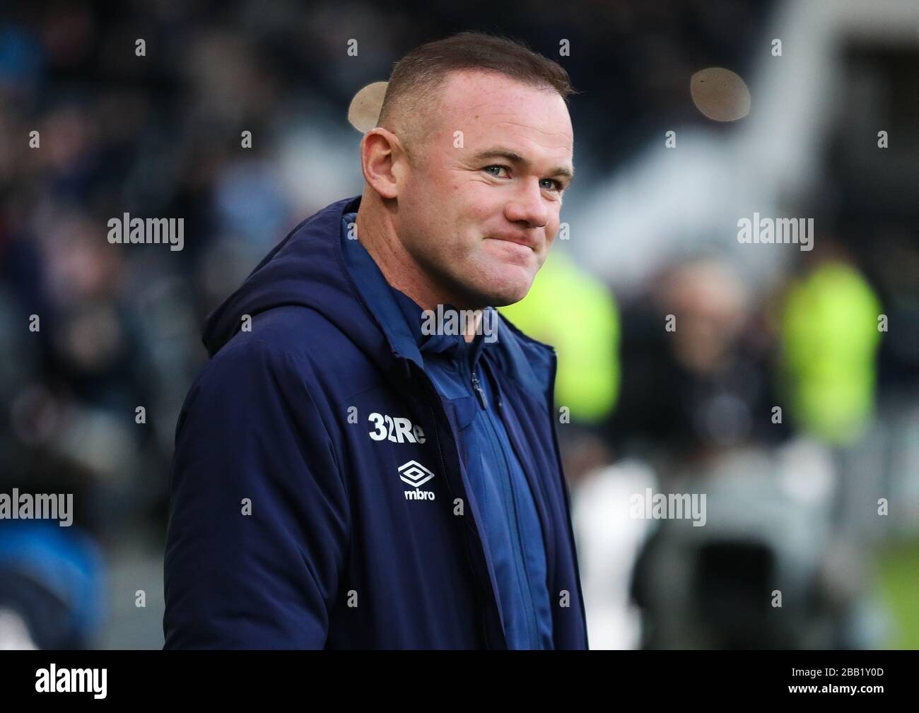 Wayne rooney derby player hi-res stock photography and images - Alamy