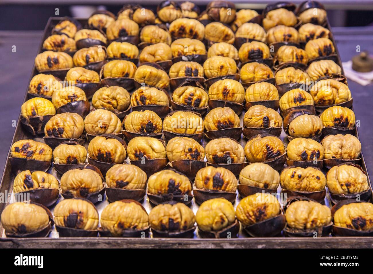 Chestnuts istanbul hi-res stock photography and images - Alamy