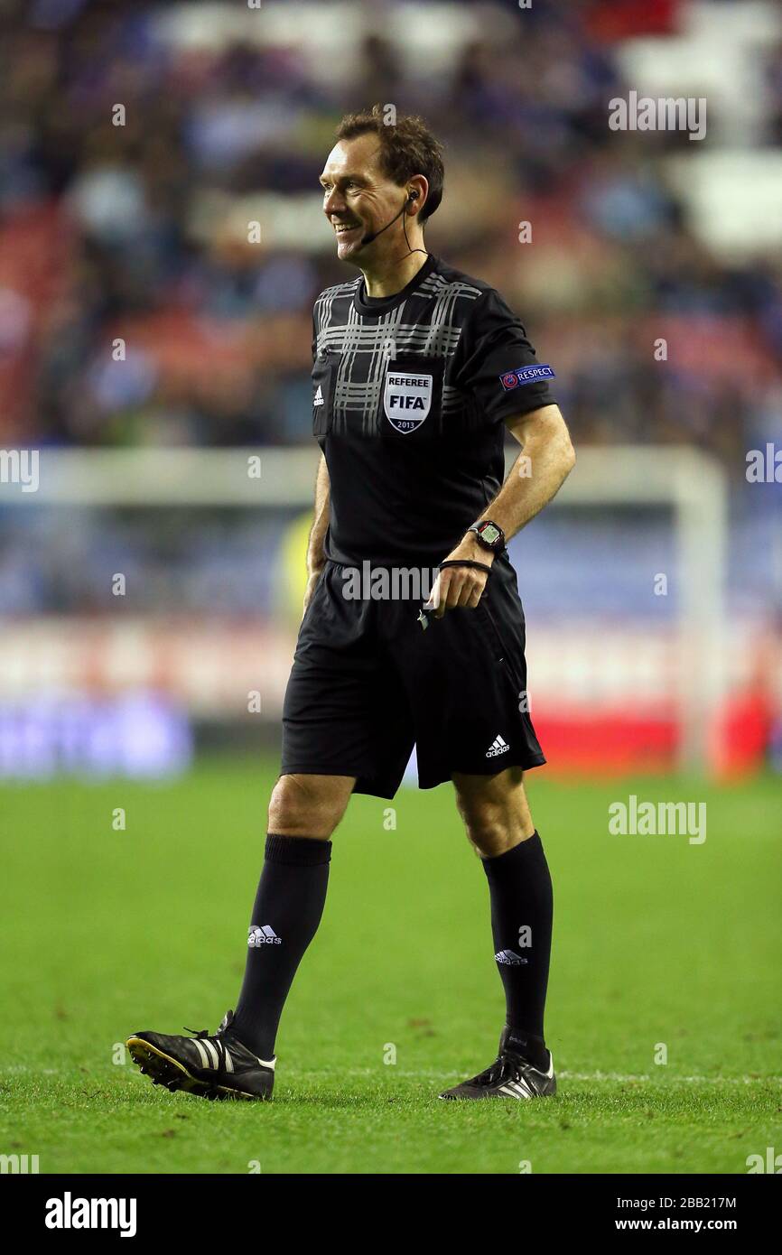Referee Florian Meyer Stock Photo - Alamy