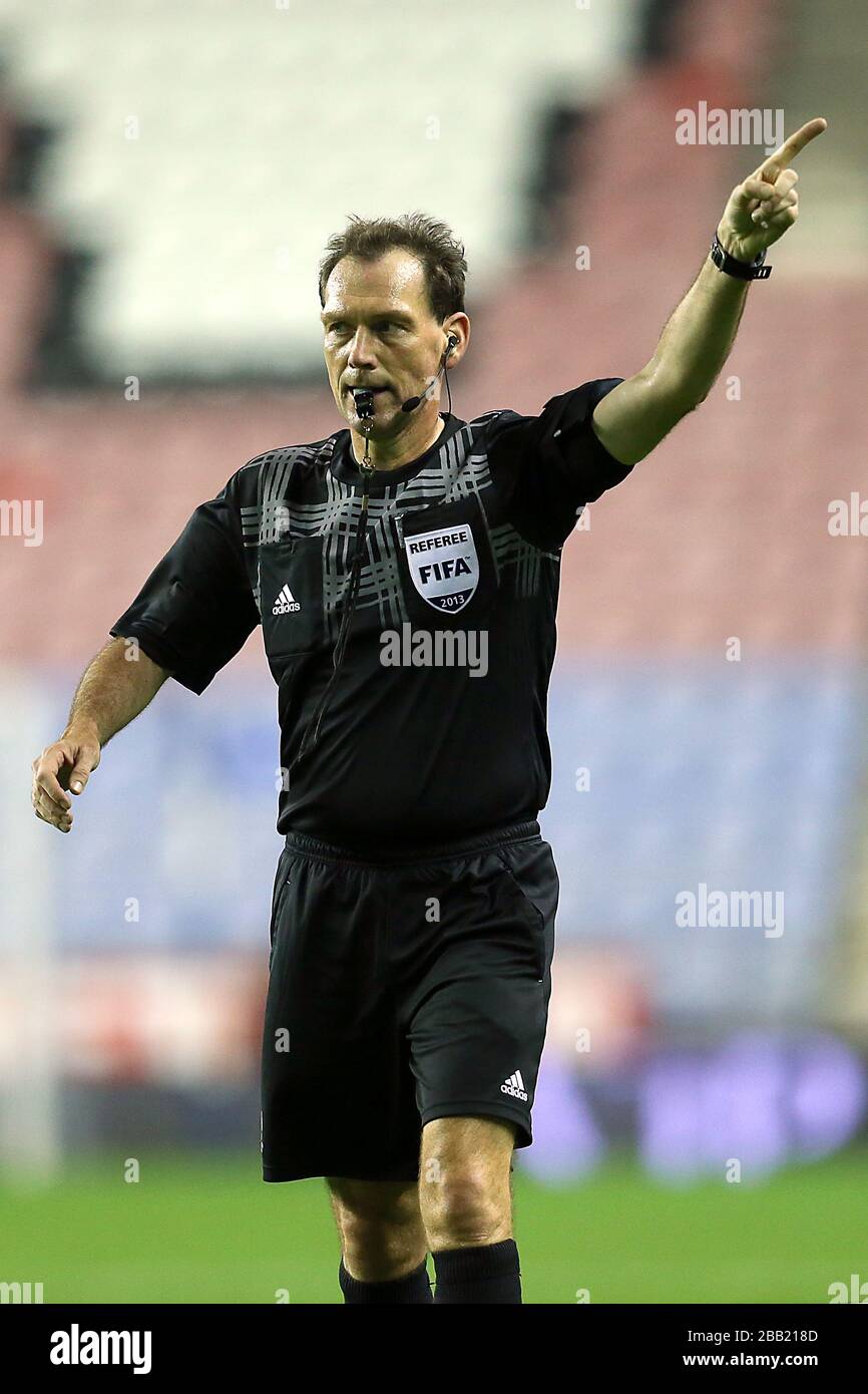 Florian meyer hi-res stock photography and images - Alamy
