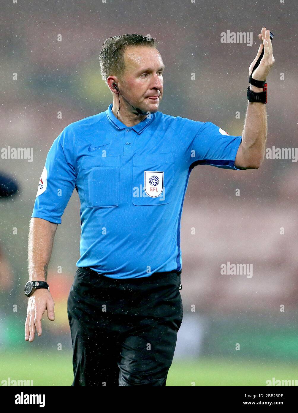 Oliver Langford, match referee Stock Photo - Alamy