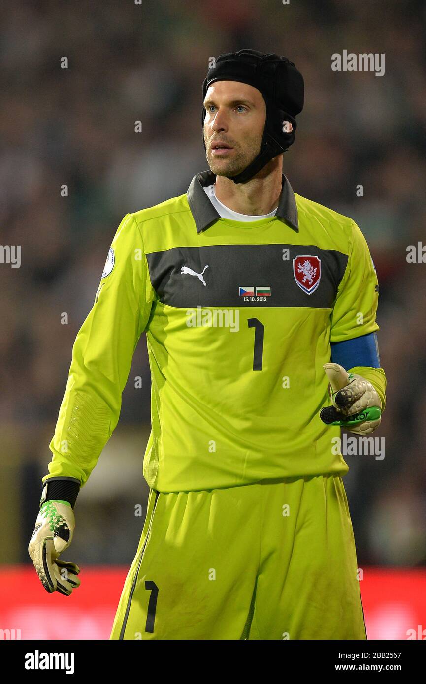 Czech Republic goalkeeper Petr Cech Stock Photo - Alamy
