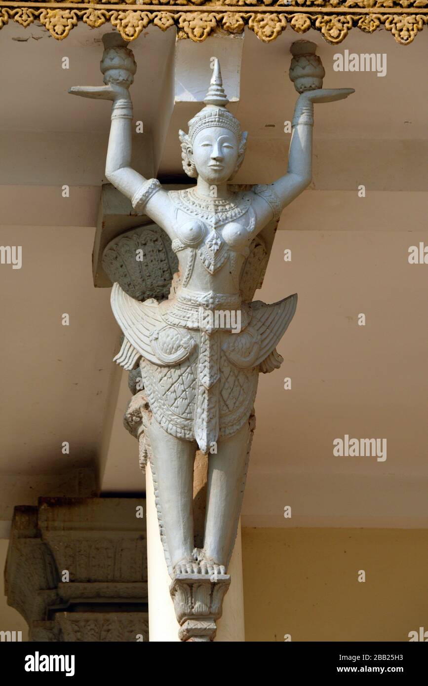 Royal Figure High Resolution Stock Photography and Images - Alamy