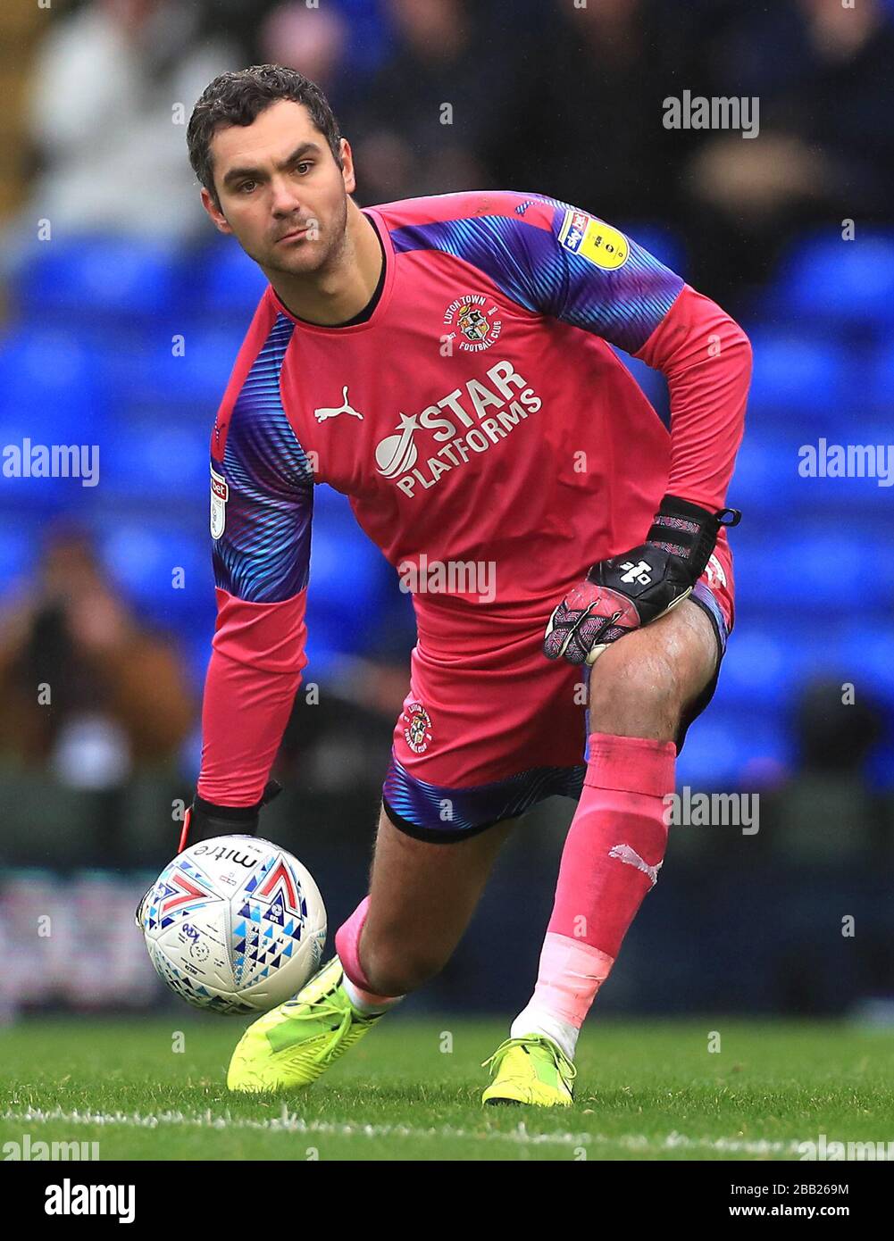 Luton Town goalkeeper James Shea Stock Photo - Alamy