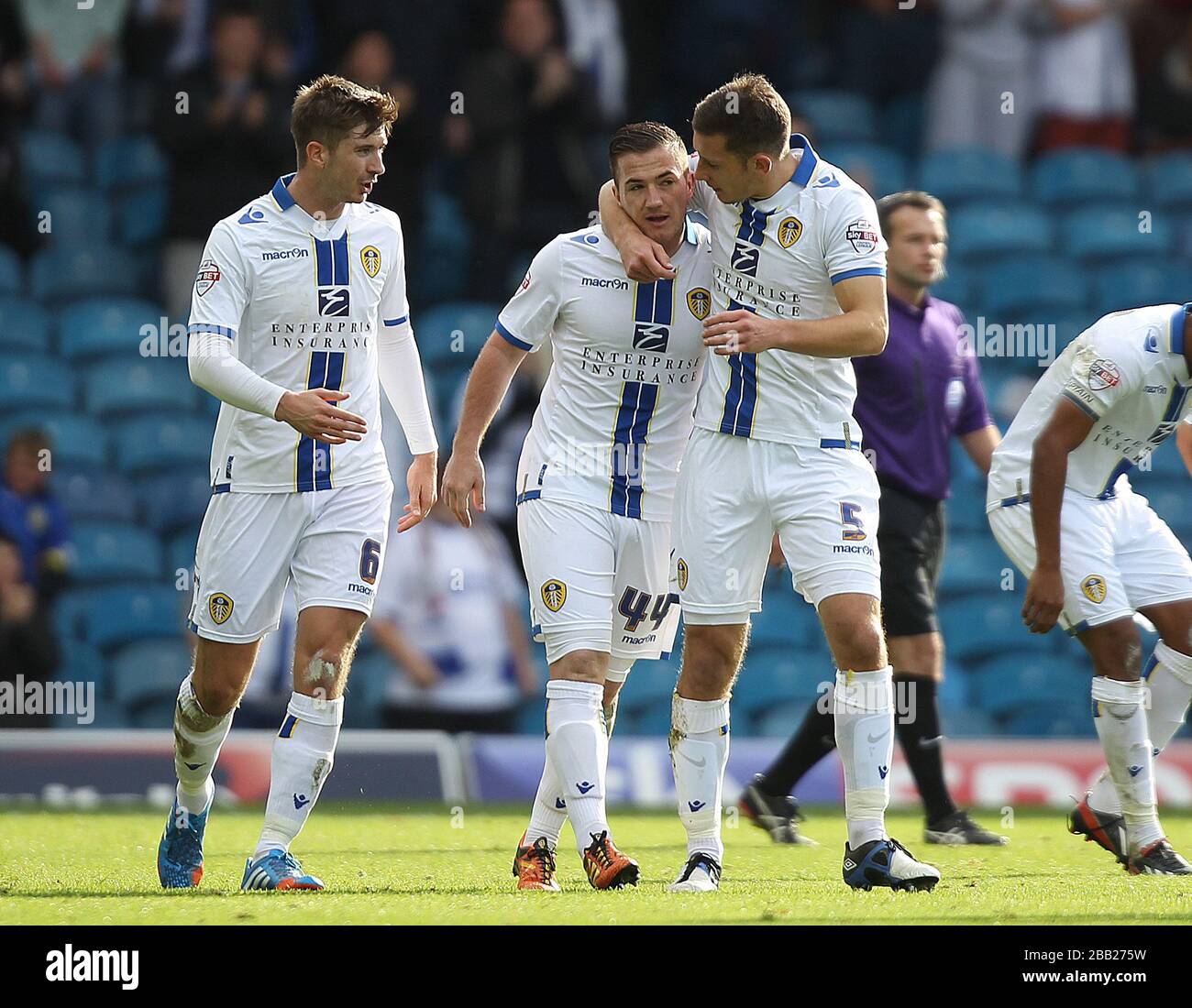 Leeds United's Ross McCormack celebrates scoring the first goal against ...